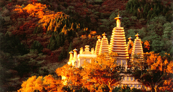 Climb Fragrant Hills and Get Blessing