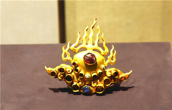 Ming Dynasty Jewelry Treasures Showcase Court Art